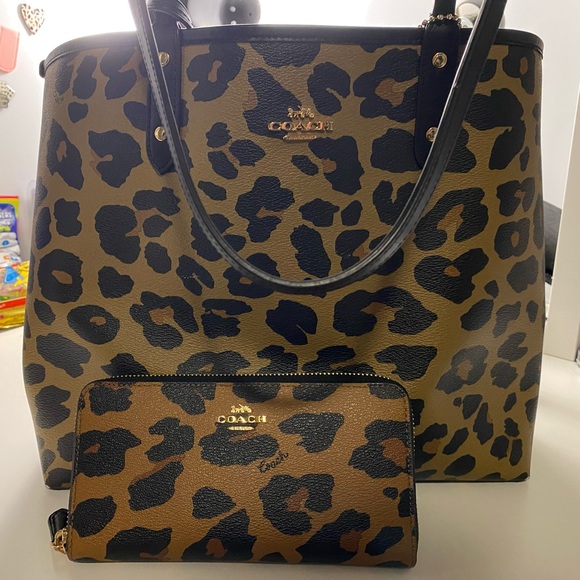 Coach | Bags | Coach Leopard Print Reversible Tote Wallet | Poshmark